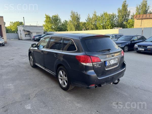 Pelēks Subaru Legacy 2012 Rīga, ar dzinēja tilpumu 2.00 L un nobraukumu 335 tūkst. km par 3838 €, foto 4 vietnē AUTOMOTO.COM.LV