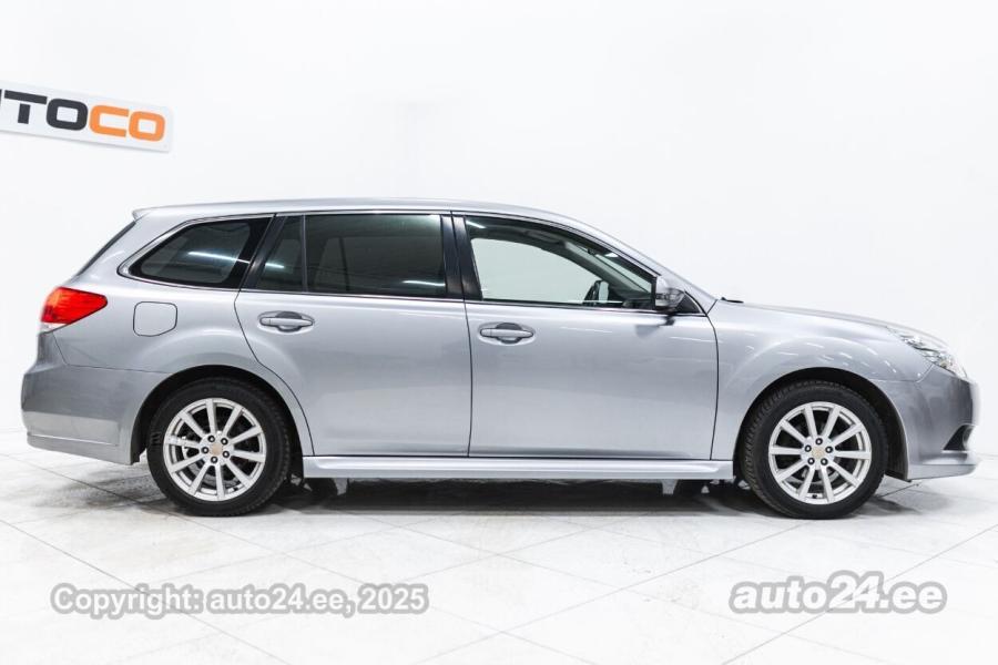 Grey Subaru Legacy 2012 in Tallinn, with an engine capacity of 2.50 L and mileage of 222 thousand km for 5999 €, photo 8 on AUTOMOTO.COM.LV