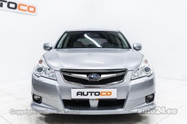 Pelēks Subaru Legacy 2012 Tallina, ar dzinēja tilpumu 2.50 L un nobraukumu 222 tūkst. km par 5999 €, foto 3 vietnē AUTOMOTO.COM.LV