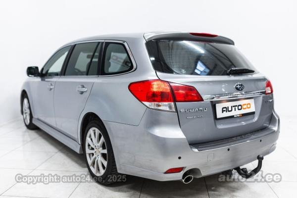 Pelēks Subaru Legacy 2012 Tallina, ar dzinēja tilpumu 2.50 L un nobraukumu 222 tūkst. km par 5999 €, foto 5 vietnē AUTOMOTO.COM.LV