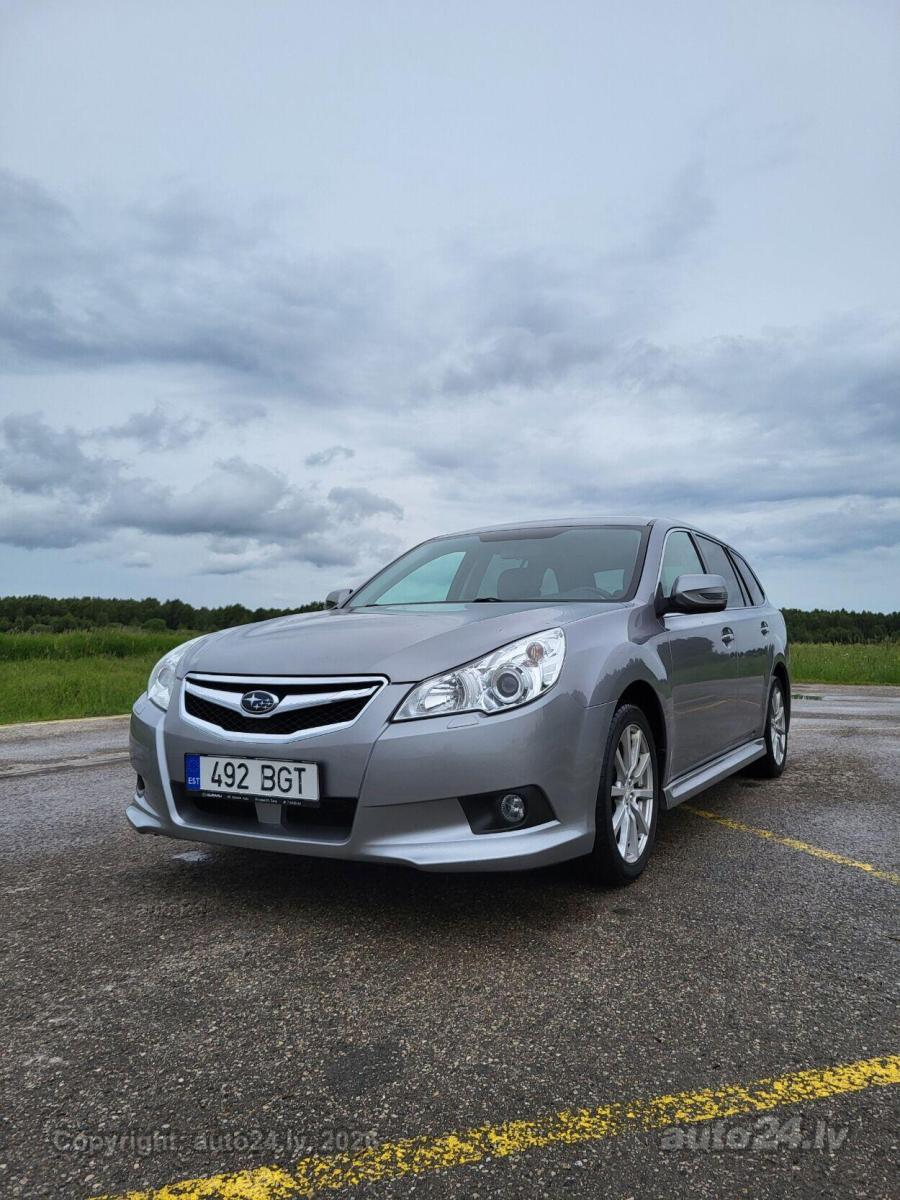 Grey Subaru Legacy 2012 in Voru, with an engine capacity of 2.50 L and mileage of 247 thousand km for 4999 €, photo 1 on AUTOMOTO.COM.LV