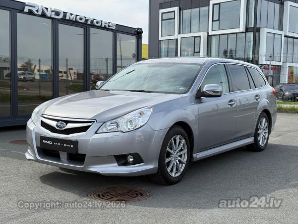 Pelēks Subaru Legacy 2012 Tallina, ar dzinēja tilpumu 2.50 L un nobraukumu 180 tūkst. km par 7490 €, foto 1 vietnē AUTOMOTO.COM.LV