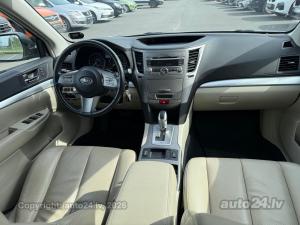 Pelēks Subaru Legacy 2012 Tallina, ar dzinēja tilpumu 2.50 L un nobraukumu 180 tūkst. km par 7490 €, foto 8 vietnē AUTOMOTO.COM.LV
