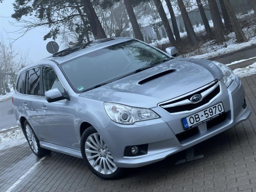 Grey Subaru Legacy 2012 in Riga, with an engine capacity of 2.00 L and mileage of 223 thousand km for 4850 €, photo 12 on AUTOMOTO.COM.LV