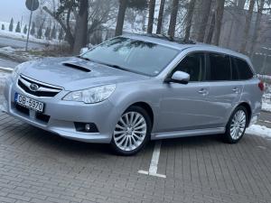 Grey Subaru Legacy 2012 in Riga, with an engine capacity of 2.00 L and mileage of 223 thousand km for 4850 €, photo 13 on AUTOMOTO.COM.LV