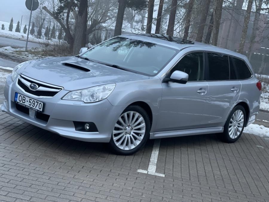 Grey Subaru Legacy 2012 in Riga, with an engine capacity of 2.00 L and mileage of 223 thousand km for 4850 €, photo 13 on AUTOMOTO.COM.LV