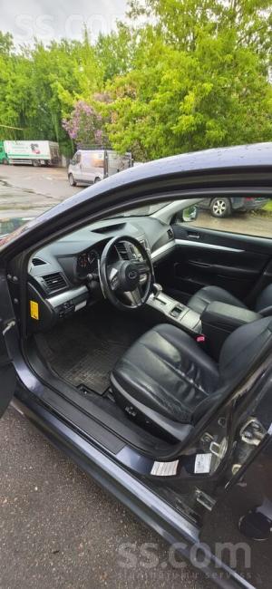 Серый Субару Легаси 2013 в Рига, объемом двигателя 2.50 л и пробегом 413 тыс. км за 4800 €, фото 9 на AUTOMOTO.COM.LV