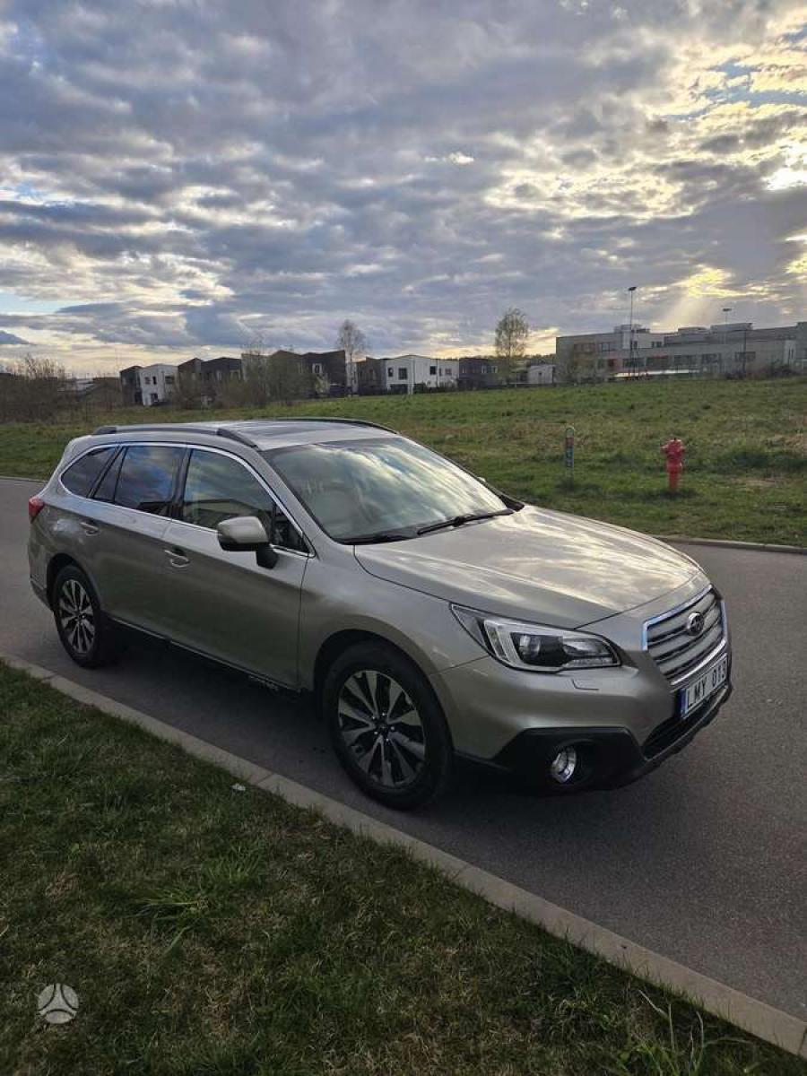 Grey Subaru Legacy 2015 in Vilnius, with an engine capacity of 2.00 L and mileage of 298 thousand km for 6300 €, photo 1 on AUTOMOTO.COM.LV