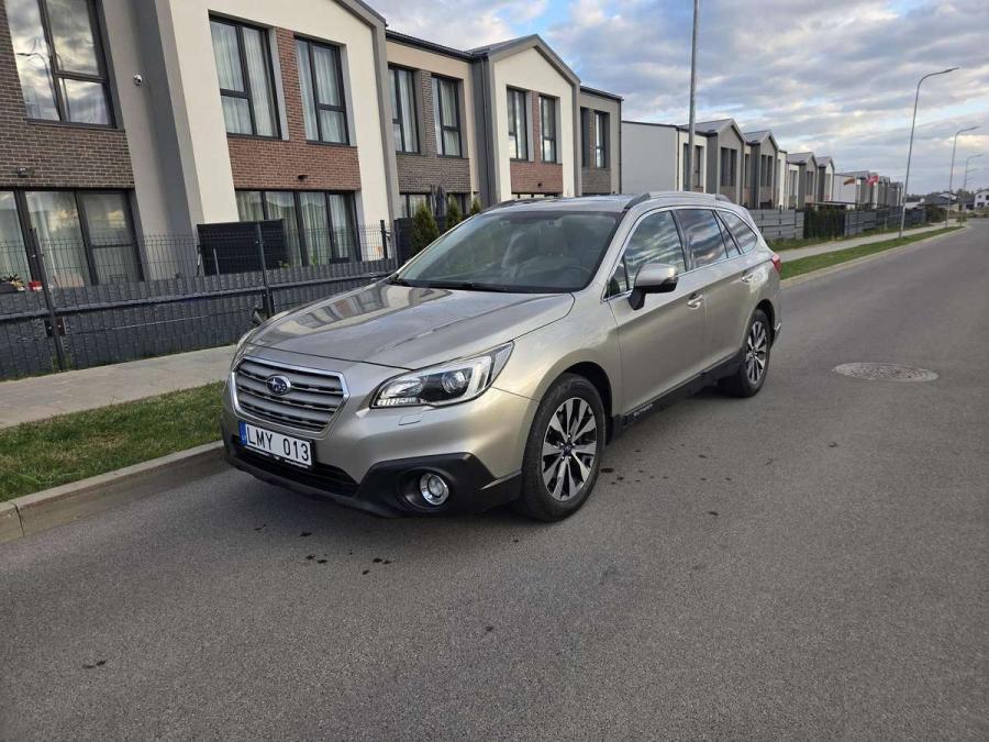 Grey Subaru Legacy 2015 in Vilnius, with an engine capacity of 2.00 L and mileage of 298 thousand km for 6300 €, photo 6 on AUTOMOTO.COM.LV