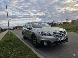 Grey Subaru Legacy 2015 in Vilnius, with an engine capacity of 2.00 L and mileage of 298 thousand km for 6300 €, photo 7 on AUTOMOTO.COM.LV