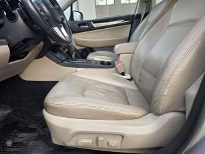 Grey Subaru Legacy 2015 in Vilnius, with an engine capacity of 2.00 L and mileage of 298 thousand km for 6300 €, photo 10 on AUTOMOTO.COM.LV