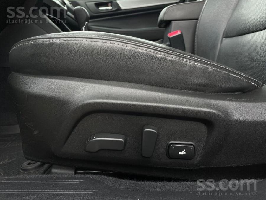 Grey Subaru Legacy 2017 in Riga, with an engine capacity of 2.50 L and mileage of 233 thousand km for 10990 €, photo 31 on AUTOMOTO.COM.LV