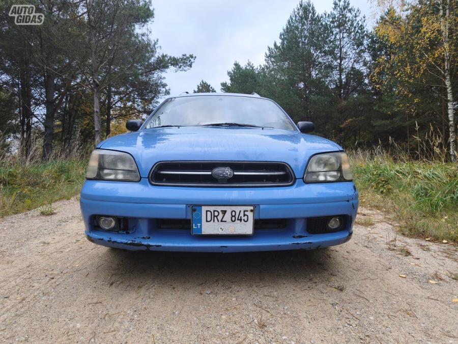 Subaru Legacy 2001 in Alytus, with an engine capacity of 2.50 L and mileage of 424 thousand km for 950 €, photo 4 on AUTOMOTO.COM.LV