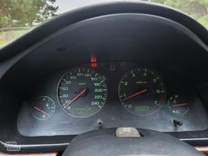 Subaru Legacy 2001 in Alytus, with an engine capacity of 2.50 L and mileage of 424 thousand km for 950 €, photo 15 on AUTOMOTO.COM.LV