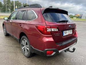 Red Subaru Legacy 2019 in Riga, with an engine capacity of 3.60 L and mileage of 55 thousand km for 19980 €, photo 11 on AUTOMOTO.COM.LV