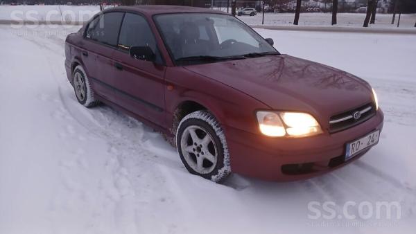 Red Subaru Legacy 1999 in Riga, with an engine capacity of 2.00 L and mileage of 461 thousand km for 1800 €, photo 2 on AUTOMOTO.COM.LV