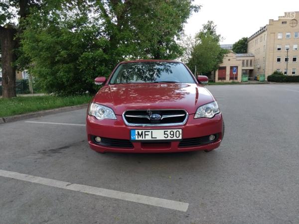 Sarkans Subaru Legacy 2004 Kauņa, ar dzinēja tilpumu 3.00 L un nobraukumu 265 tūkst. km par 3300 €, foto 4 vietnē AUTOMOTO.COM.LV