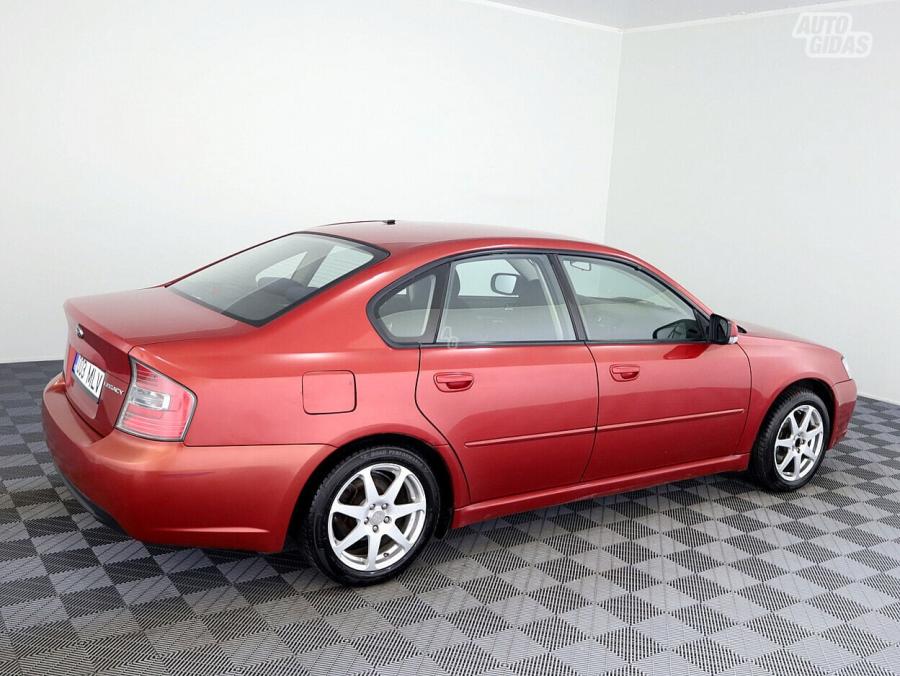 Red Subaru Legacy 2005 in Tallinn, with an engine capacity of 2.00 L and mileage of 322 thousand km for 1299 €, photo 3 on AUTOMOTO.COM.LV
