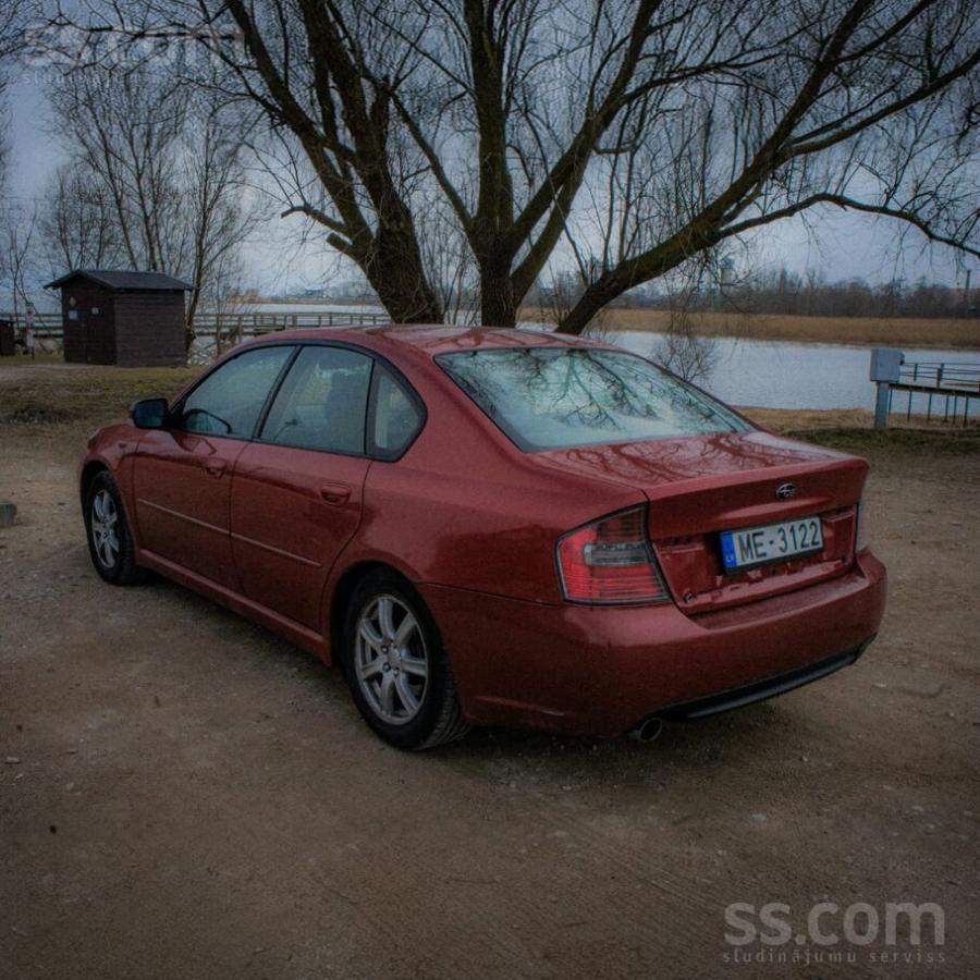 Sarkans Subaru Legacy 2005 Liepāja, ar dzinēja tilpumu 2.00 L un nobraukumu 272 tūkst. km par 1300 €, foto 4 vietnē AUTOMOTO.COM.LV