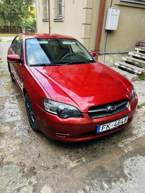 Красный Субару Легаси 2005 в Рига, объемом двигателя 2.00 л и пробегом 298 тыс. км за 1650 €, фото 2 на AUTOMOTO.COM.LV
