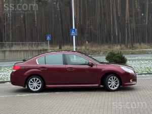 Sarkans Subaru Legacy 2009 Rīga, ar dzinēja tilpumu 2.50 L un nobraukumu 353 tūkst. km par 3150 €, foto 2 vietnē AUTOMOTO.COM.LV