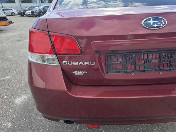 Red Subaru Legacy 2014 in Ukmerge, with an engine capacity of 2.50 L and mileage of 170 thousand km for 4150 €, photo 8 on AUTOMOTO.COM.LV