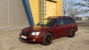 Red Subaru Legacy 1999 in Kaunas, with an engine capacity of 2.50 L and mileage of 270 thousand km for 3199 €, photo  on AUTOMOTO.COM.LV