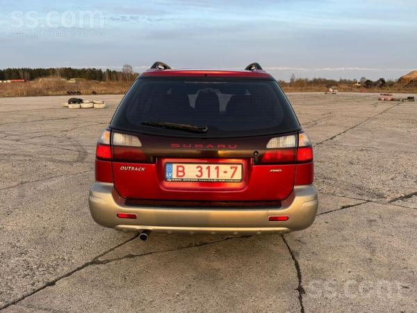 Red Subaru Legacy 2001 in Riga, with an engine capacity of 2.50 L and mileage of 0 thousand km for 1599 €, photo 4 on AUTOMOTO.COM.LV