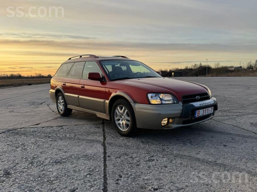 Red Subaru Legacy 2001 in Riga, with an engine capacity of 2.50 L and mileage of 0 thousand km for 1599 €, photo 8 on AUTOMOTO.COM.LV