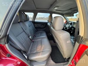 Red Subaru Legacy 2001 in Riga, with an engine capacity of 2.50 L and mileage of 0 thousand km for 1599 €, photo 21 on AUTOMOTO.COM.LV