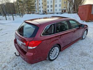 Red Subaru Legacy 2011 in Panevezys, with an engine capacity of 2.50 L and mileage of 185 thousand km for 5299 €, photo 13 on AUTOMOTO.COM.LV