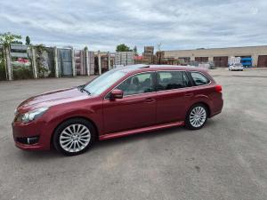 Sarkans Subaru Legacy 2011 Panevēža, ar dzinēja tilpumu 2.50 L un nobraukumu 185 tūkst. km par 4999 €, foto 3 vietnē AUTOMOTO.COM.LV