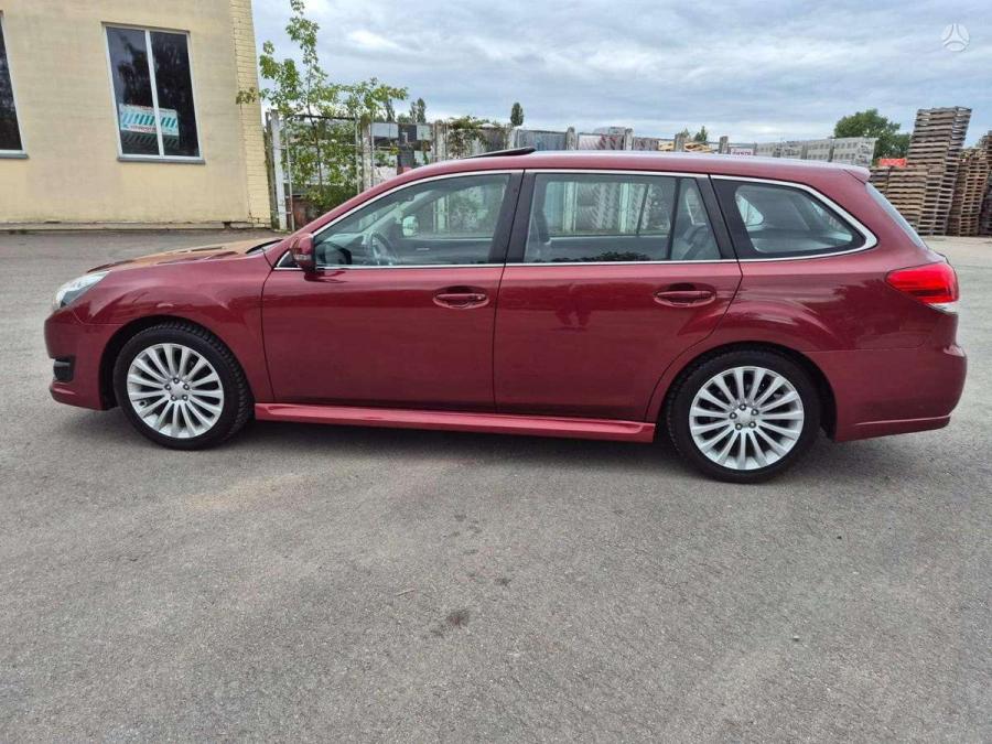 Sarkans Subaru Legacy 2011 Panevēža, ar dzinēja tilpumu 2.50 L un nobraukumu 185 tūkst. km par 4999 €, foto 18 vietnē AUTOMOTO.COM.LV
