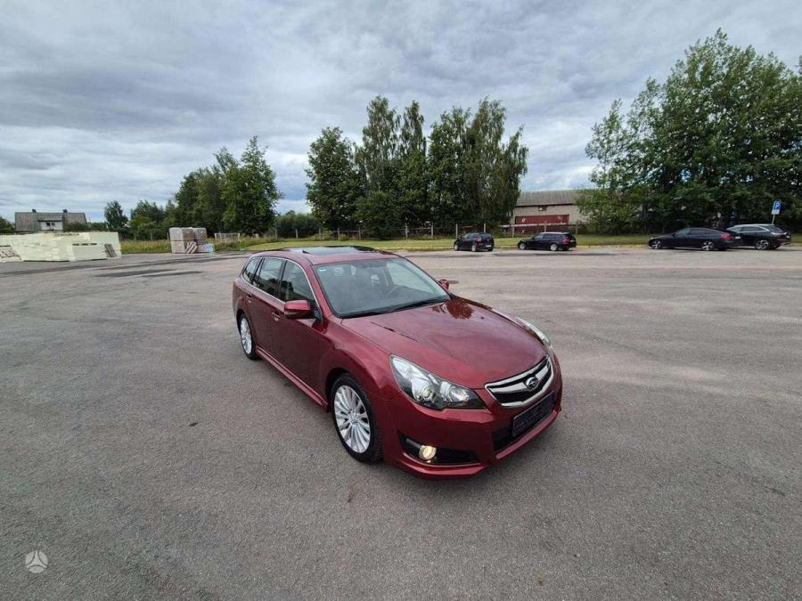 Sarkans Subaru Legacy 2011 Panevēža, ar dzinēja tilpumu 2.50 L un nobraukumu 185 tūkst. km par 4999 €, foto 21 vietnē AUTOMOTO.COM.LV