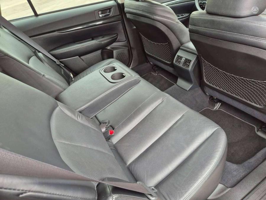 Sarkans Subaru Legacy 2011 Panevēža, ar dzinēja tilpumu 2.50 L un nobraukumu 185 tūkst. km par 4999 €, foto 30 vietnē AUTOMOTO.COM.LV