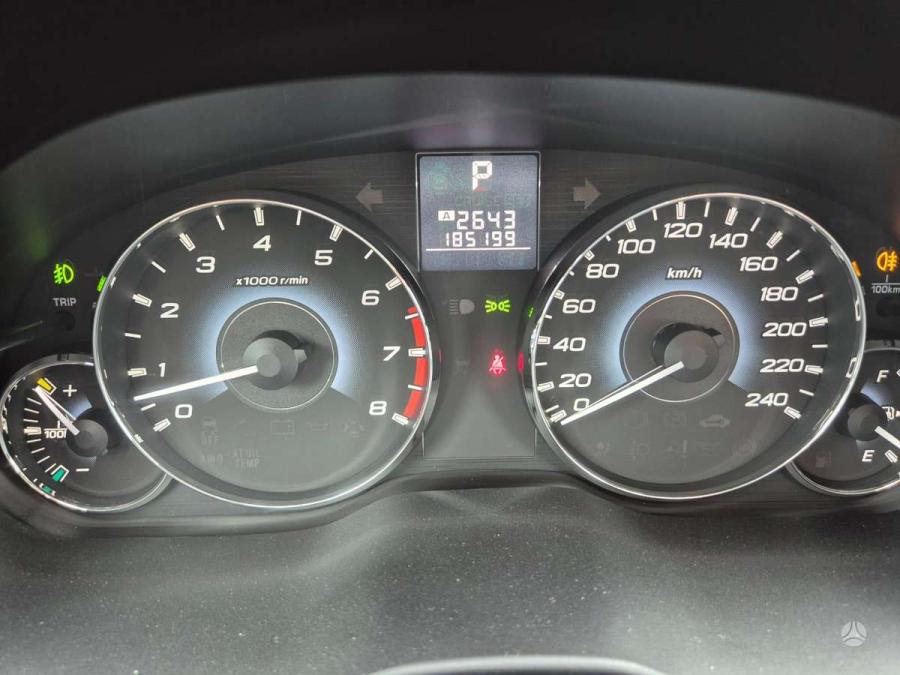 Sarkans Subaru Legacy 2011 Panevēža, ar dzinēja tilpumu 2.50 L un nobraukumu 185 tūkst. km par 4999 €, foto 34 vietnē AUTOMOTO.COM.LV