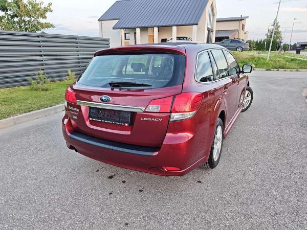 Red Subaru Legacy 2012 in Vilnius, with an engine capacity of 2.00 L and mileage of 173 thousand km for 4850 €, photo 2 on AUTOMOTO.COM.LV