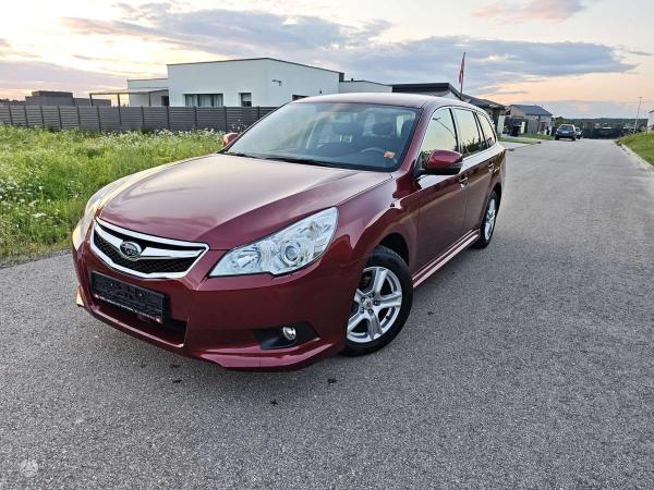 Red Subaru Legacy 2012 in Vilnius, with an engine capacity of 2.00 L and mileage of 173 thousand km for 4850 €, photo 3 on AUTOMOTO.COM.LV
