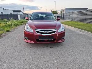 Red Subaru Legacy 2012 in Vilnius, with an engine capacity of 2.00 L and mileage of 173 thousand km for 4850 €, photo 6 on AUTOMOTO.COM.LV