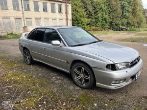 Subaru Legacy 1997 Trakai, ar dzinēja tilpumu 2.50 L un nobraukumu 334 tūkst. km par 1000 €, foto 3 vietnē AUTOMOTO.COM.LV