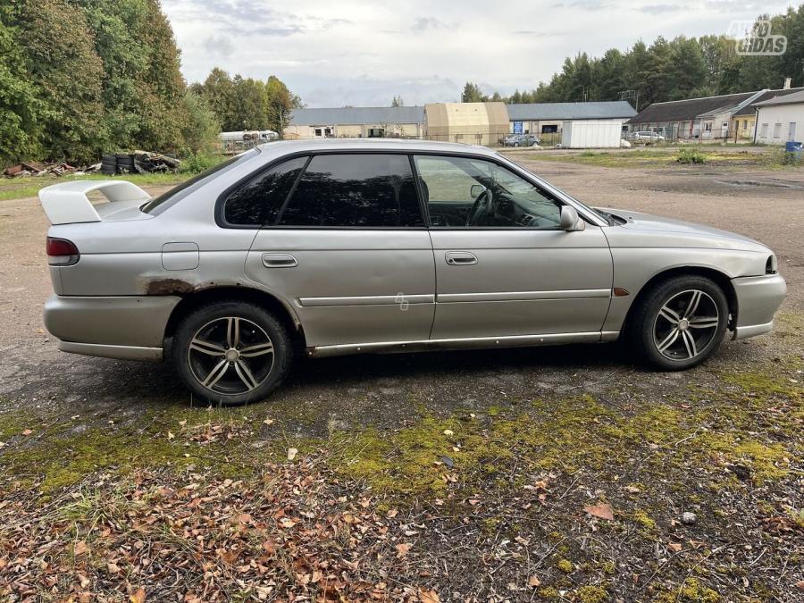 Subaru Legacy 1997 Trakai, ar dzinēja tilpumu 2.50 L un nobraukumu 334 tūkst. km par 1000 €, foto 7 vietnē AUTOMOTO.COM.LV