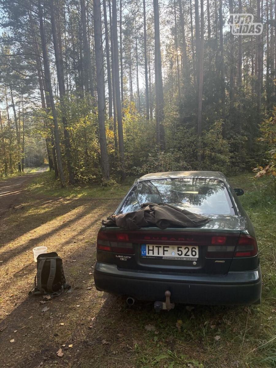 Субару Легаси 2001 в Вильнюс, объемом двигателя 2.00 л и пробегом 355 тыс. км за 1000 €, фото 4 на AUTOMOTO.COM.LV