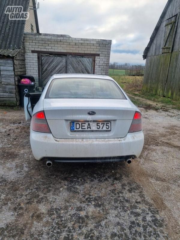 Subaru Legacy 2004 in Kaisiadorys, with an engine capacity of 2.00 L and mileage of 279 thousand km for 1450 €, photo 3 on AUTOMOTO.COM.LV