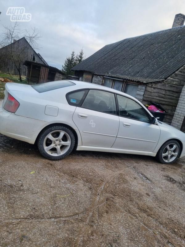 Subaru Legacy 2004 in Kaisiadorys, with an engine capacity of 2.00 L and mileage of 279 thousand km for 1450 €, photo 4 on AUTOMOTO.COM.LV