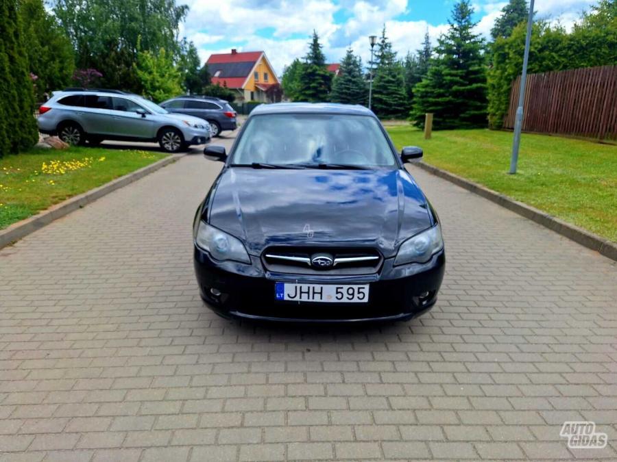 Subaru Legacy 2005 in Vilnius, with an engine capacity of 2.50 L and mileage of 245 thousand km for 780 €, photo 4 on AUTOMOTO.COM.LV