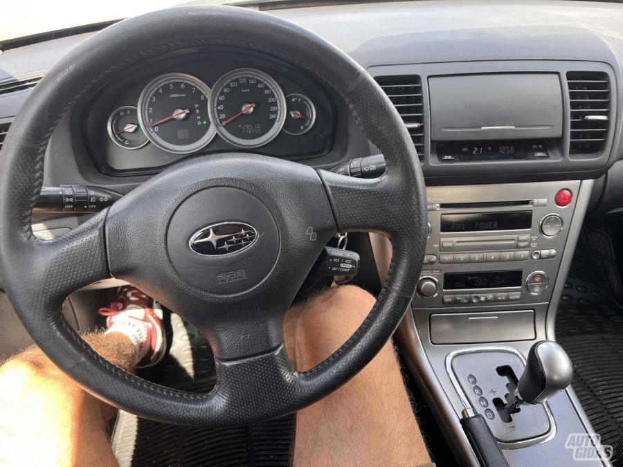 Subaru Legacy 2005 Klaipėda, ar dzinēja tilpumu 2.00 L un nobraukumu 239 tūkst. km par 1250 €, foto 10 vietnē AUTOMOTO.COM.LV