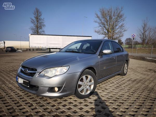 Subaru Legacy 2007 in Vilnius, with an engine capacity of 2.00 L and mileage of 195 thousand km for 850 €, photo 3 on AUTOMOTO.COM.LV