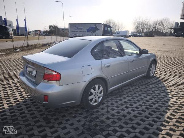 Subaru Legacy 2007 in Vilnius, with an engine capacity of 2.00 L and mileage of 195 thousand km for 850 €, photo 5 on AUTOMOTO.COM.LV