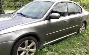 Subaru Legacy 2007 in Ogre, with an engine capacity of 2.00 L and mileage of 389 thousand km for 800 €, photo 3 on AUTOMOTO.COM.LV