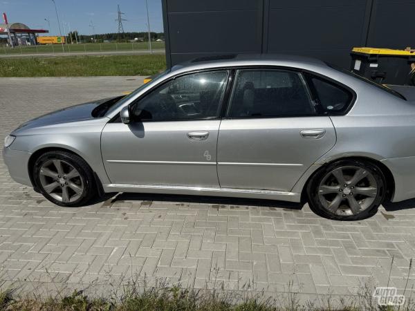 Субару Легаси 2007 в Мажейкяй, объемом двигателя 3.00 л и пробегом 317 тыс. км за 2000 €, фото 7 на AUTOMOTO.COM.LV